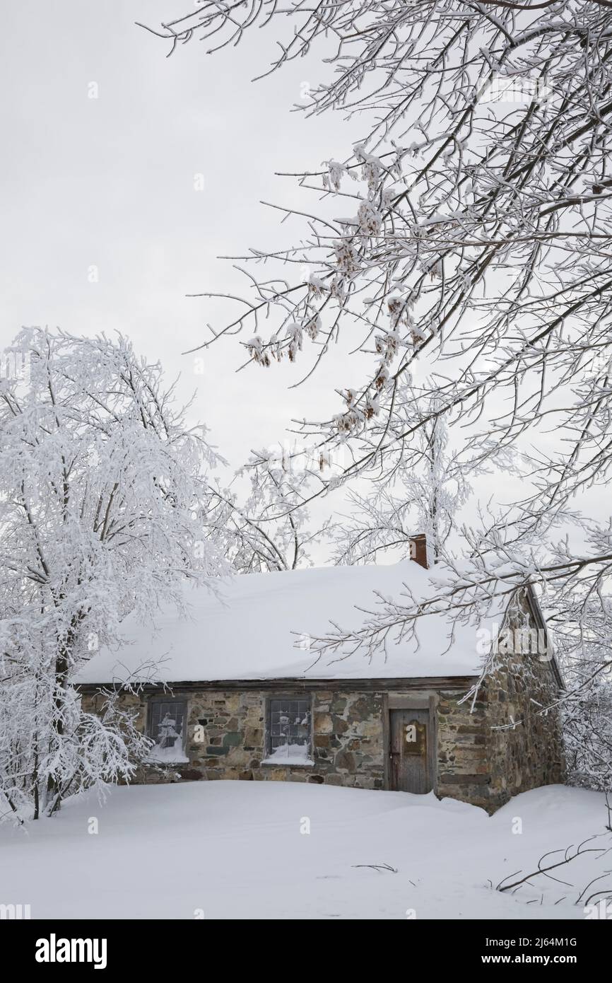 School house 1800s hi-res stock photography and images - Alamy
