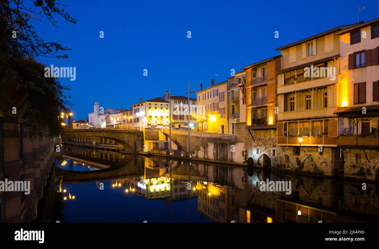 Castres river hi-res stock photography and images - Alamy