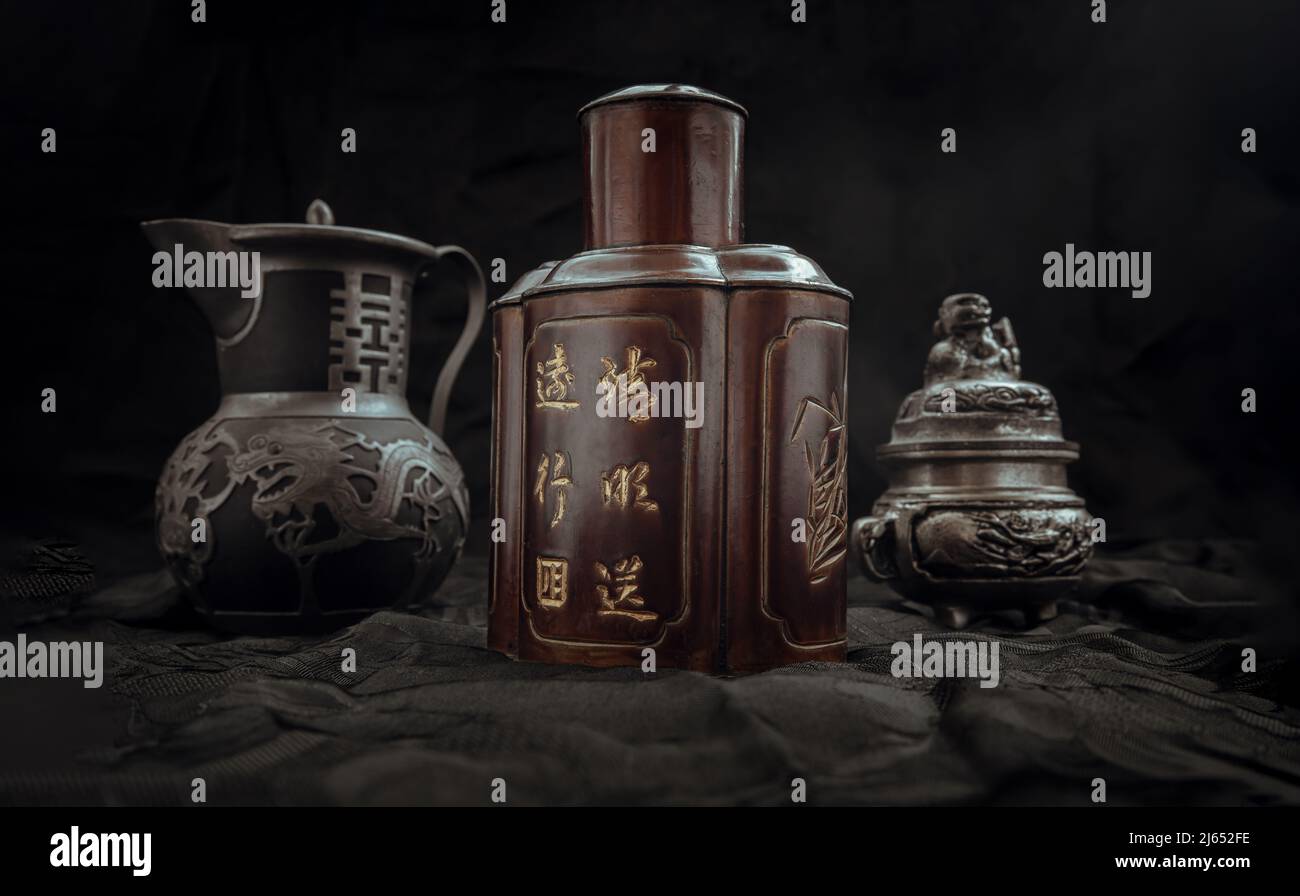 Chinese antique tea leaf iron storage jar (Characters chinese is Name ...