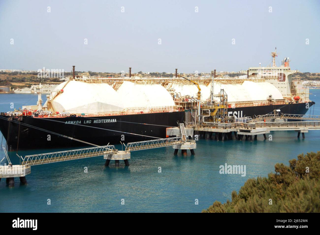 Floating storage unit hi-res stock photography and images - Alamy