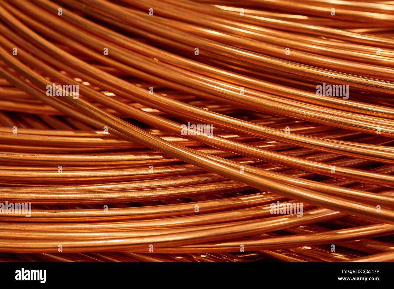 Thick metal wire hi-res stock photography and images - Alamy