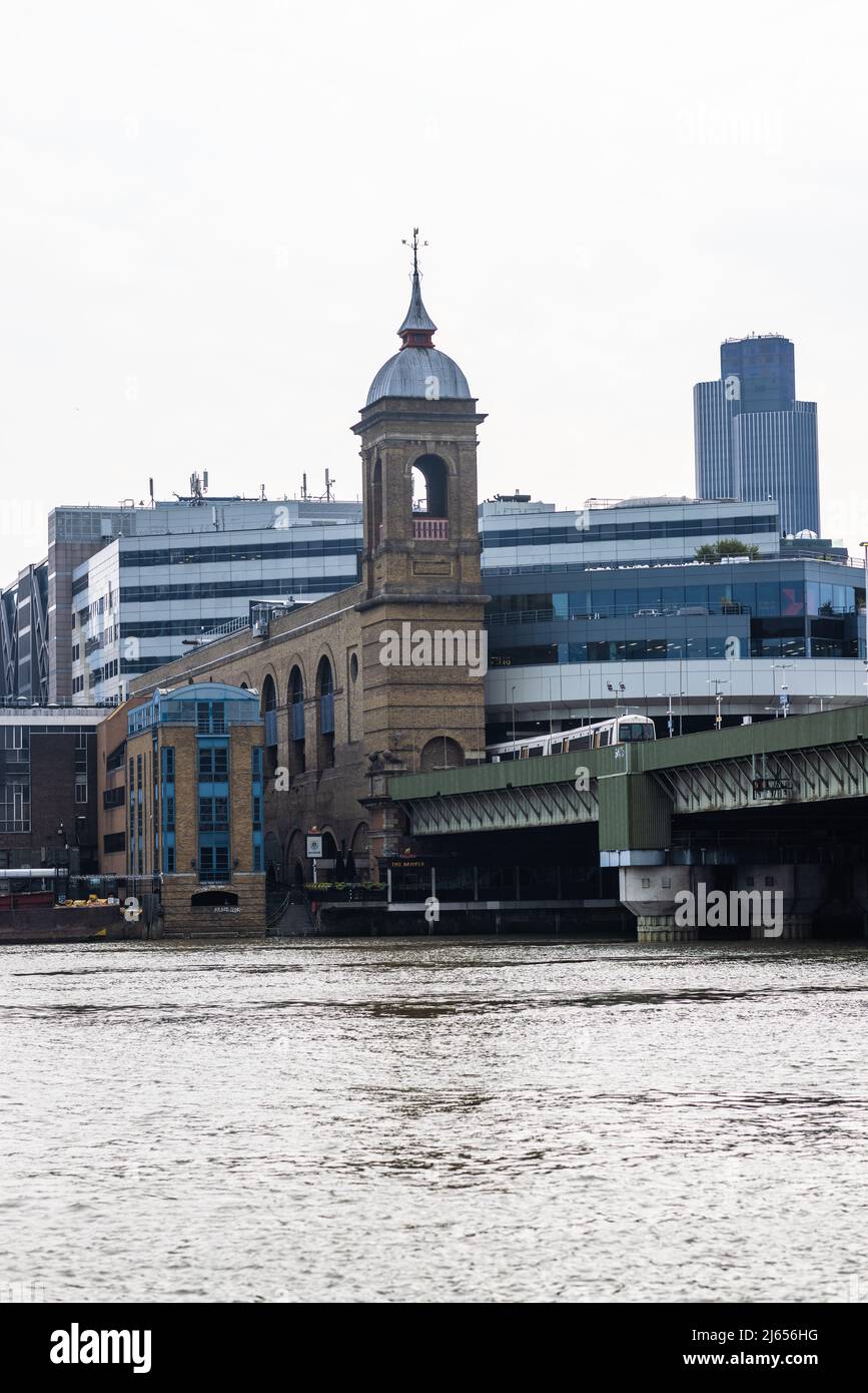 London the Thames and around London Bridge Stock Photo - Alamy