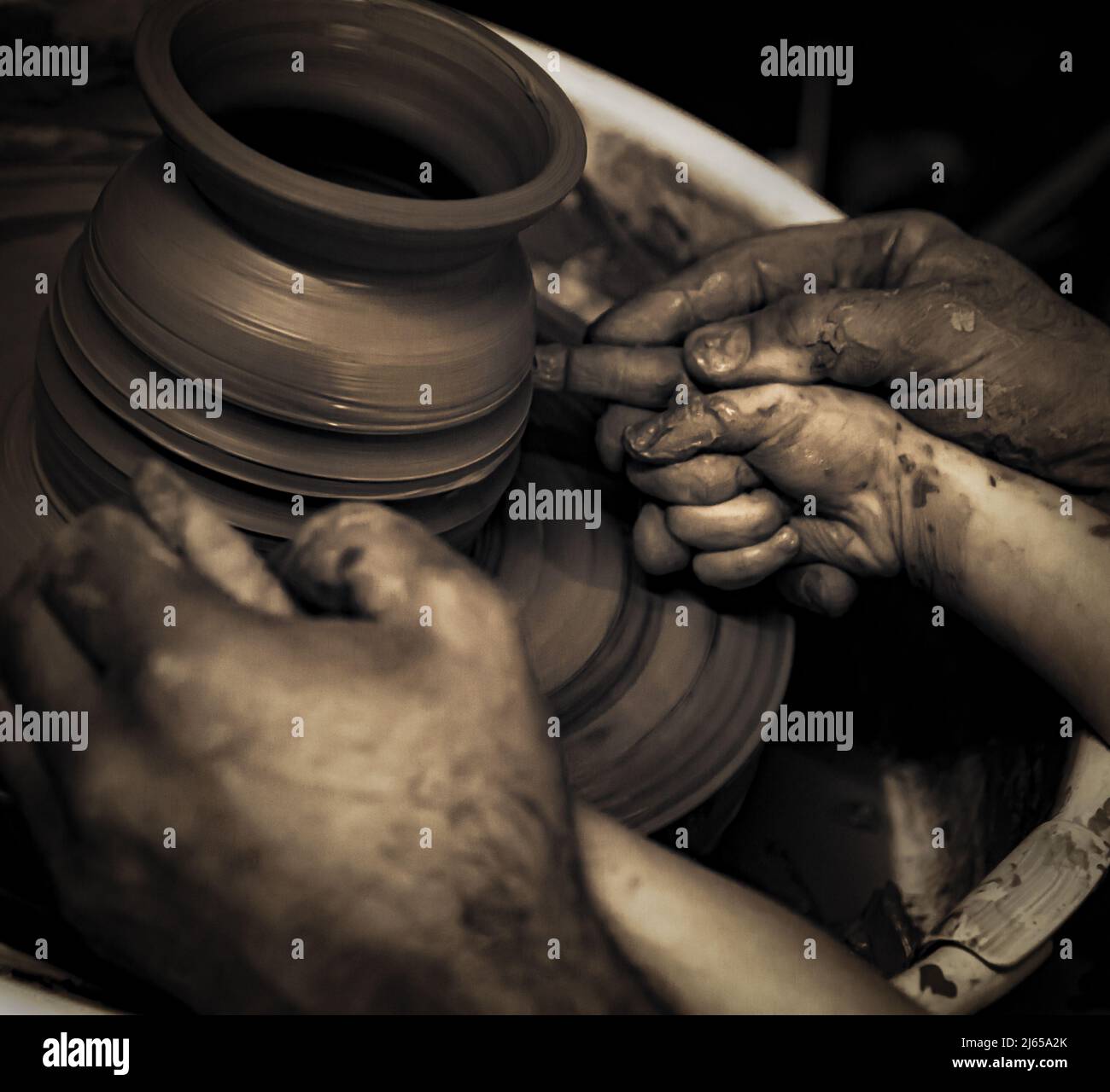 Fragmentary pottery hi-res stock photography and images - Alamy