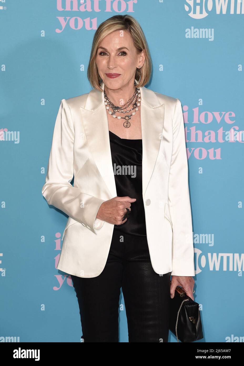 Los Angeles, USA. 27th Apr, 2022. Bess Armstrong walking on the red ...