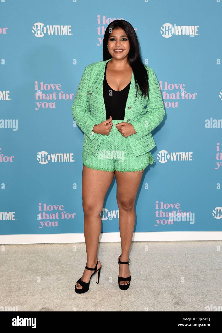 Los Angeles, USA. 27th Apr, 2022. Punam Patel walking on the red carpet ...