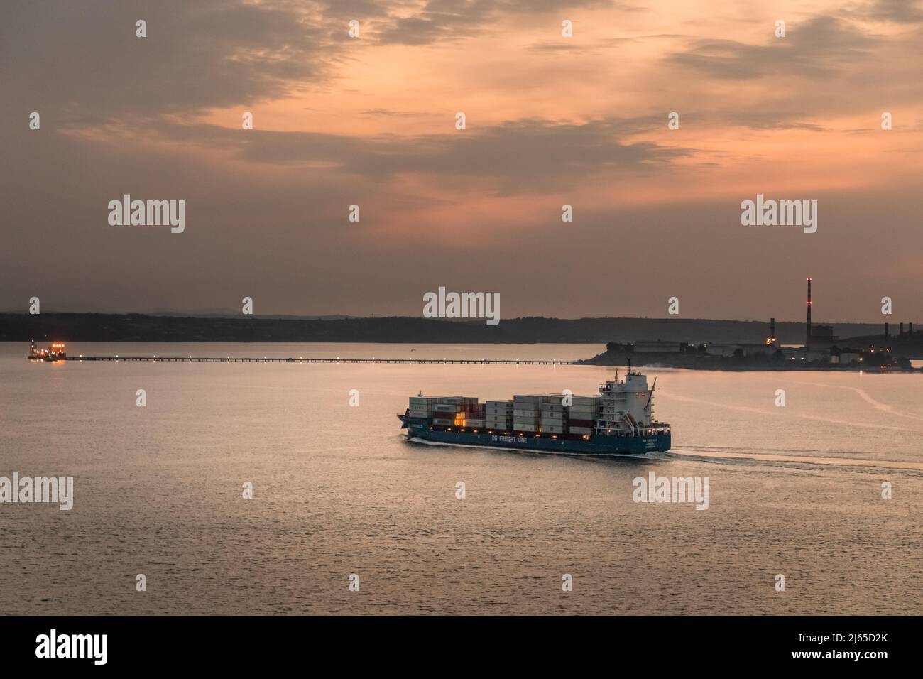 Cork Harbour, Cork, Ireland. 28th April, 2022. Container ship BG ...