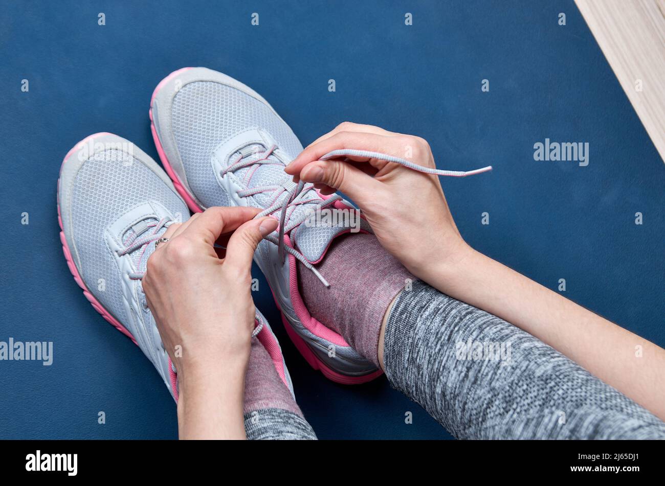 Woman wearing tie shoes hi-res stock photography and images - Alamy