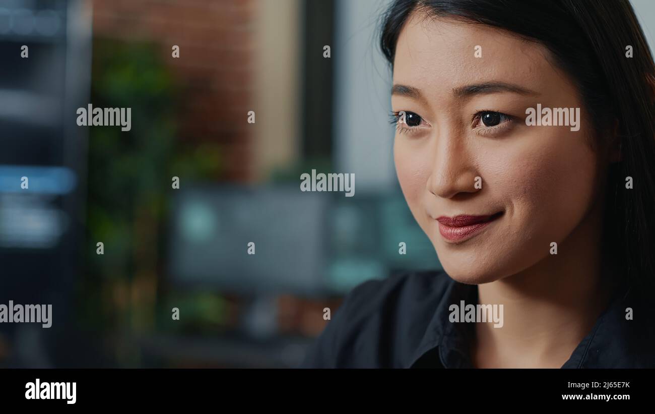 Tripod data system hi-res stock photography and images - Alamy