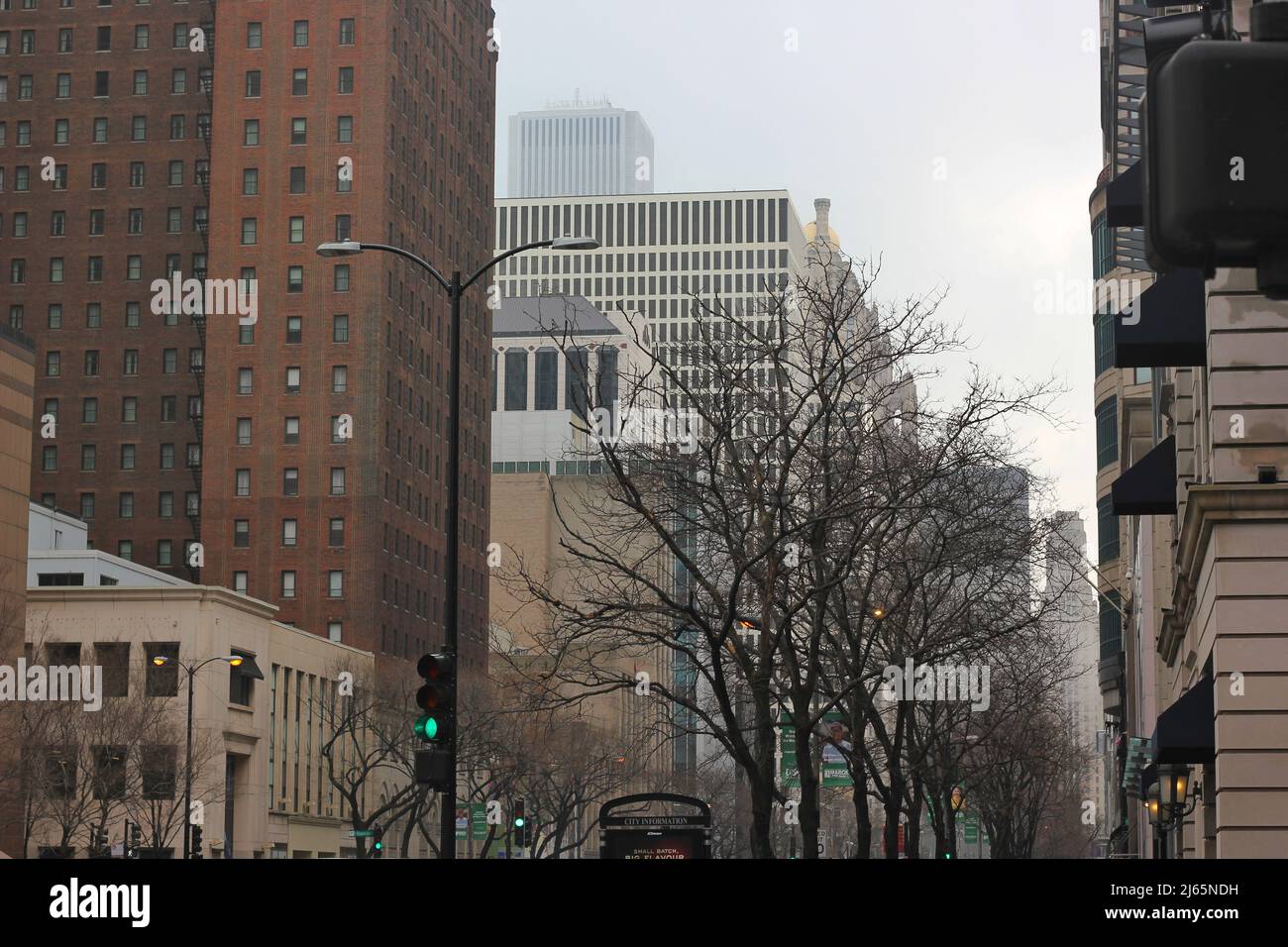 A typical common view of downtown Chicago in a thick dense fog Stock ...