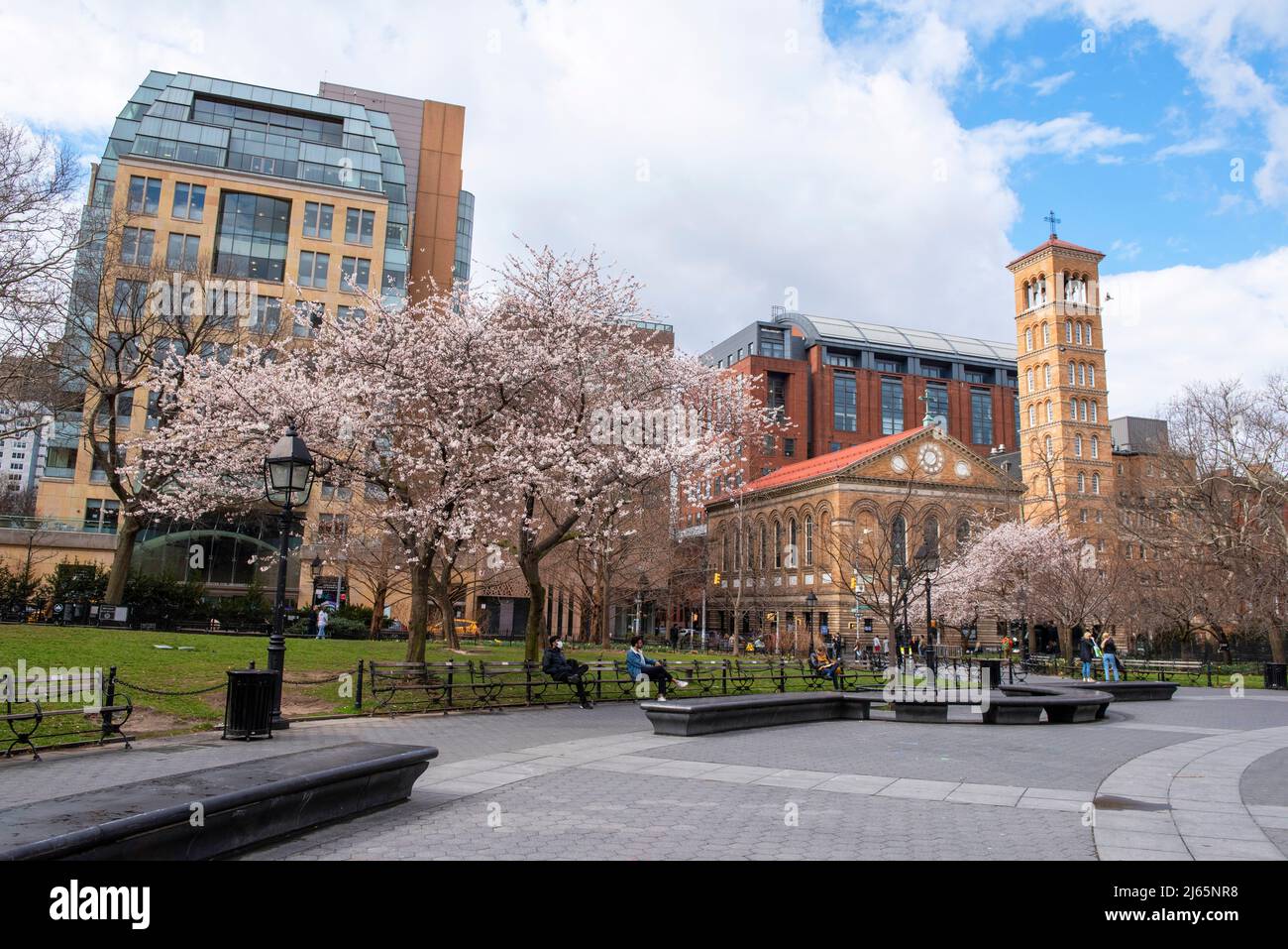 Spring at Washington Square Park, Greenwich Village New York USA Stock ...