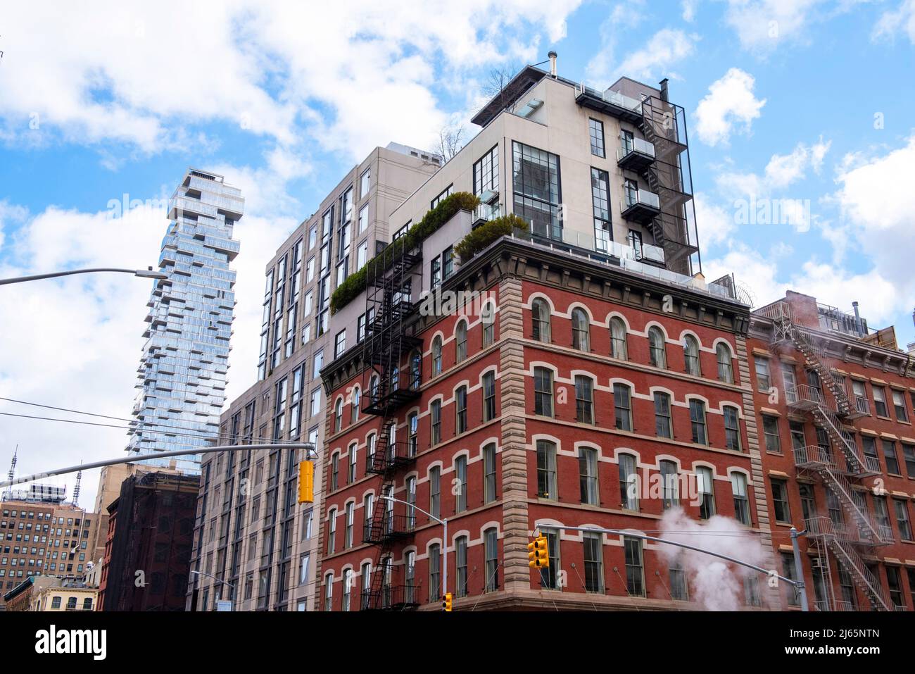 New york light on apartment hi-res stock photography and images - Alamy