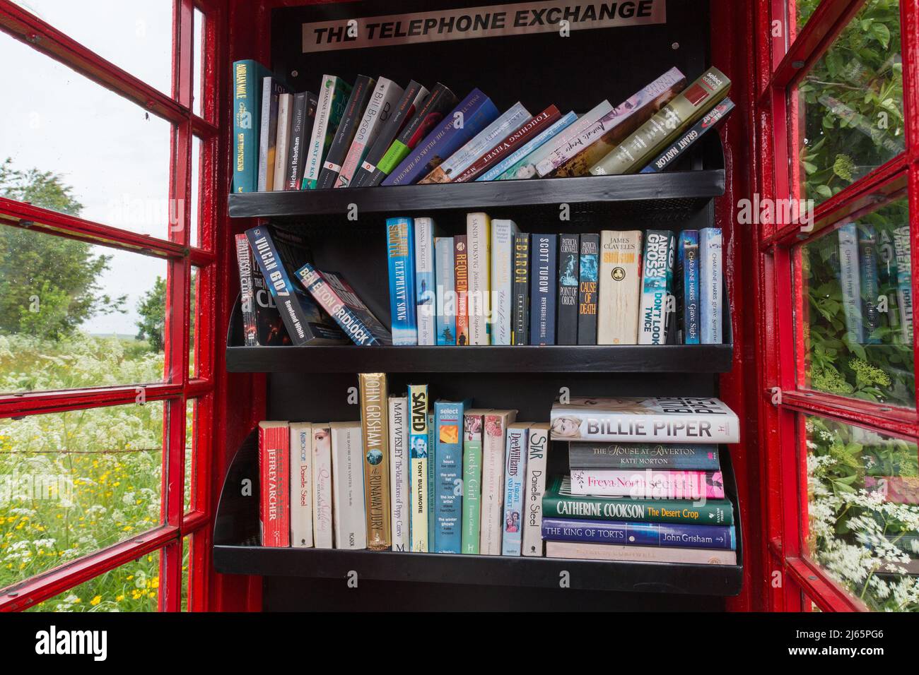 Book exchange swap hi-res stock photography and images - Alamy