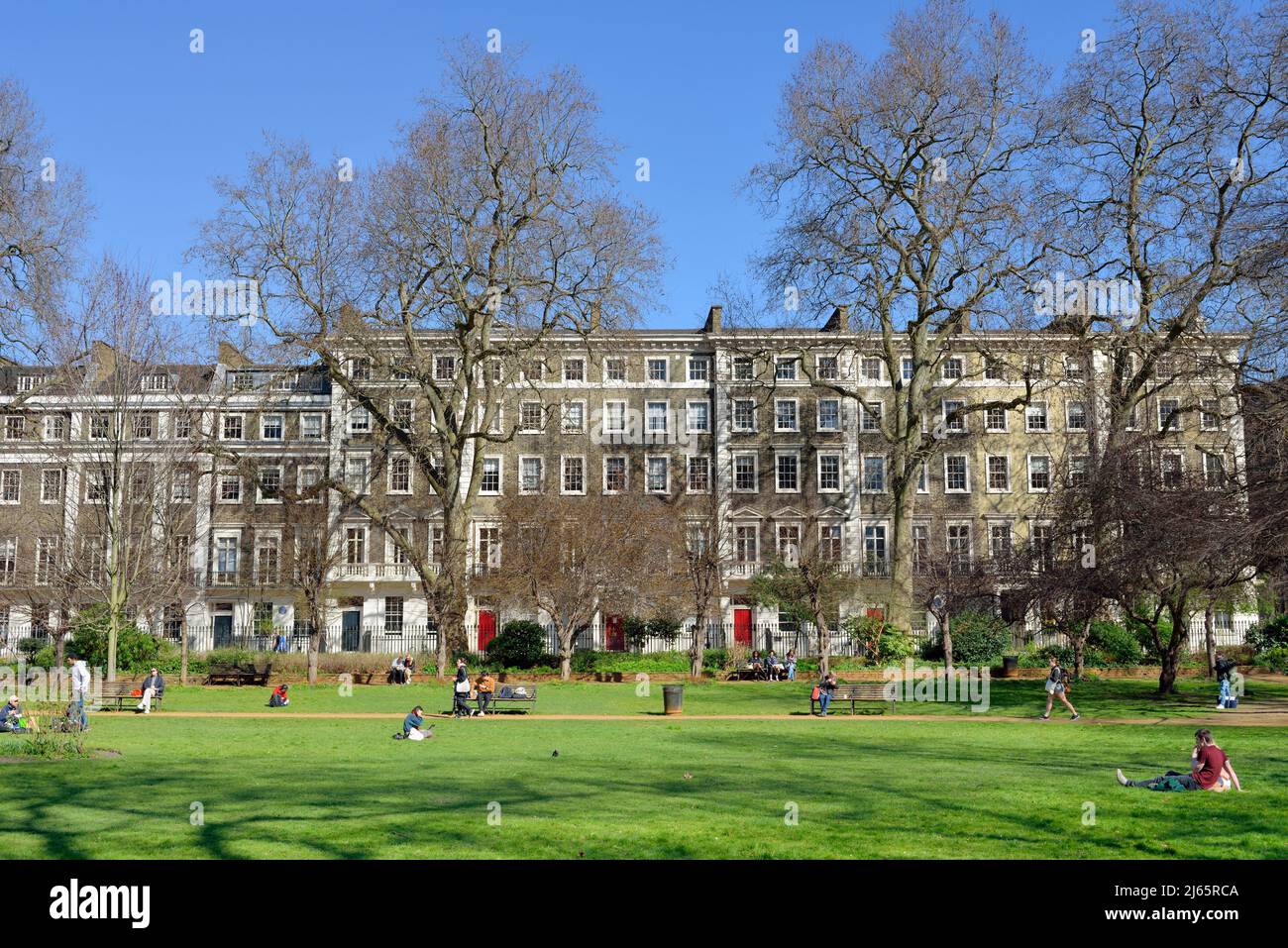Gordon Square, public park square owned by the University of London ...