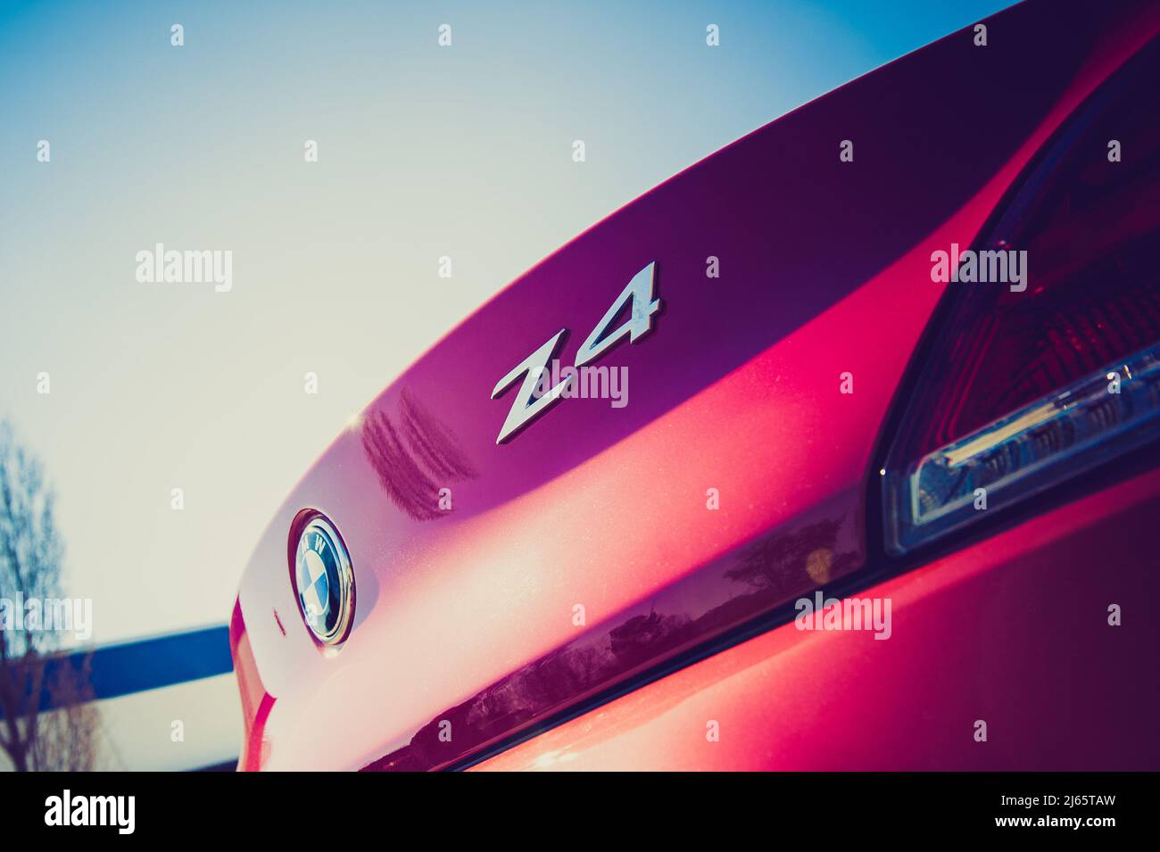 Z4 emblem hi-res stock photography and images - Alamy