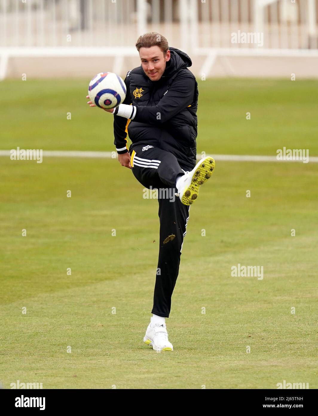 Nottinghamshires stuart broad hi-res stock photography and images - Alamy