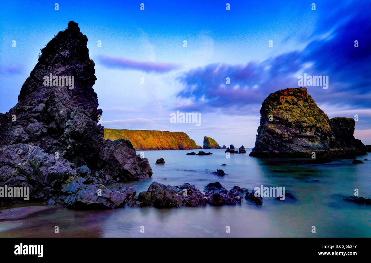 Sea stacks at stradbally bay hi-res stock photography and images - Alamy