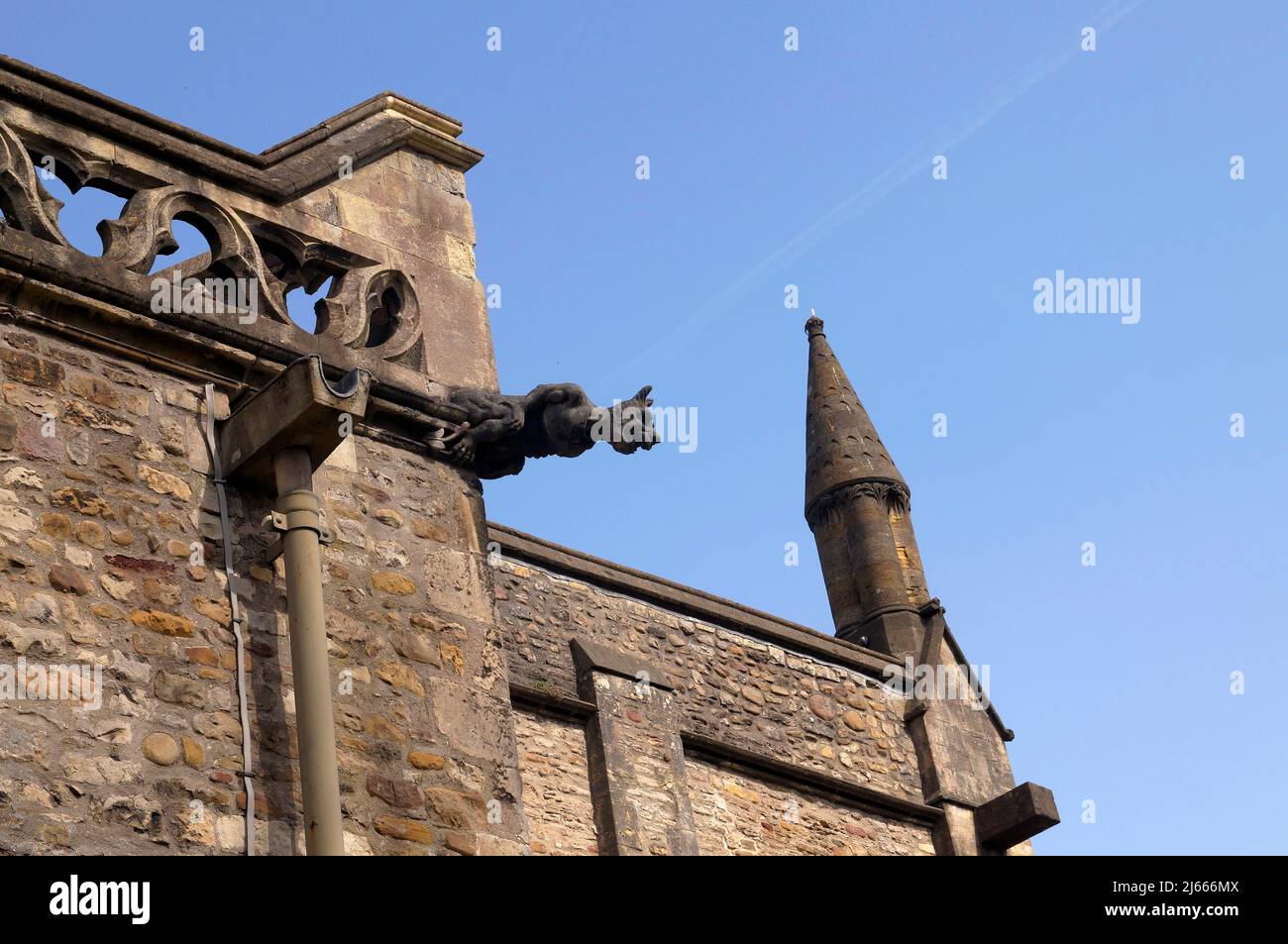 Devil gargoyle uk hi-res stock photography and images - Alamy