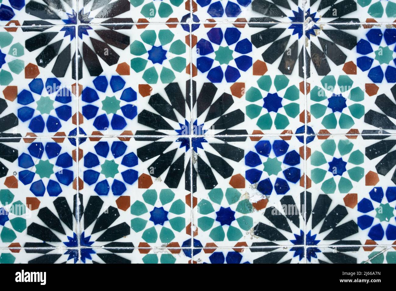 Old authentic tiled wall hi-res stock photography and images - Alamy