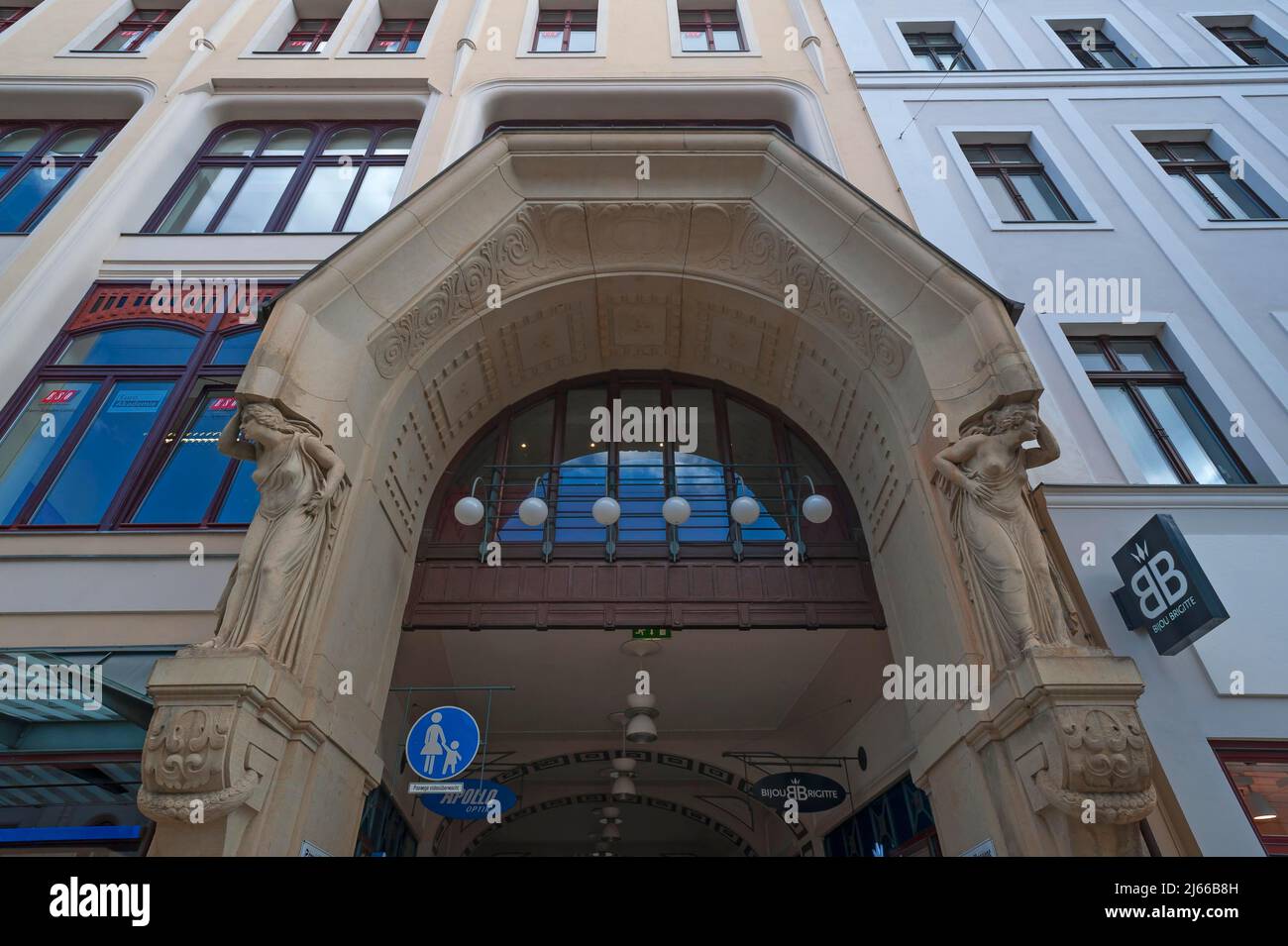 Strassburg strasse hi-res stock photography and images - Alamy