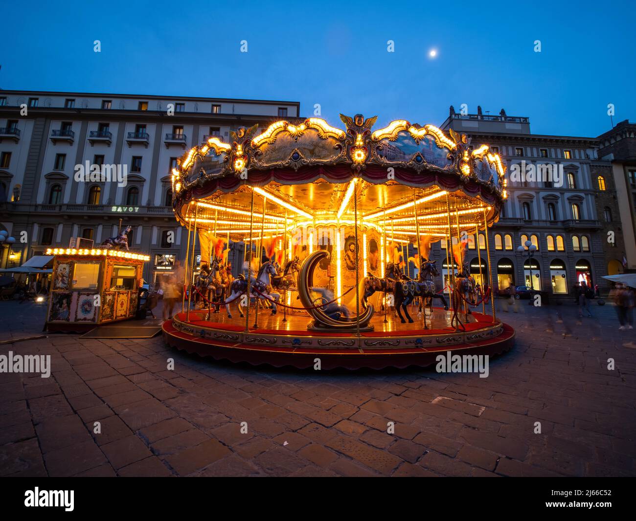Karussell, Piazza della Repubblica, Nachtaufnahme, Florenz, Firenze ...