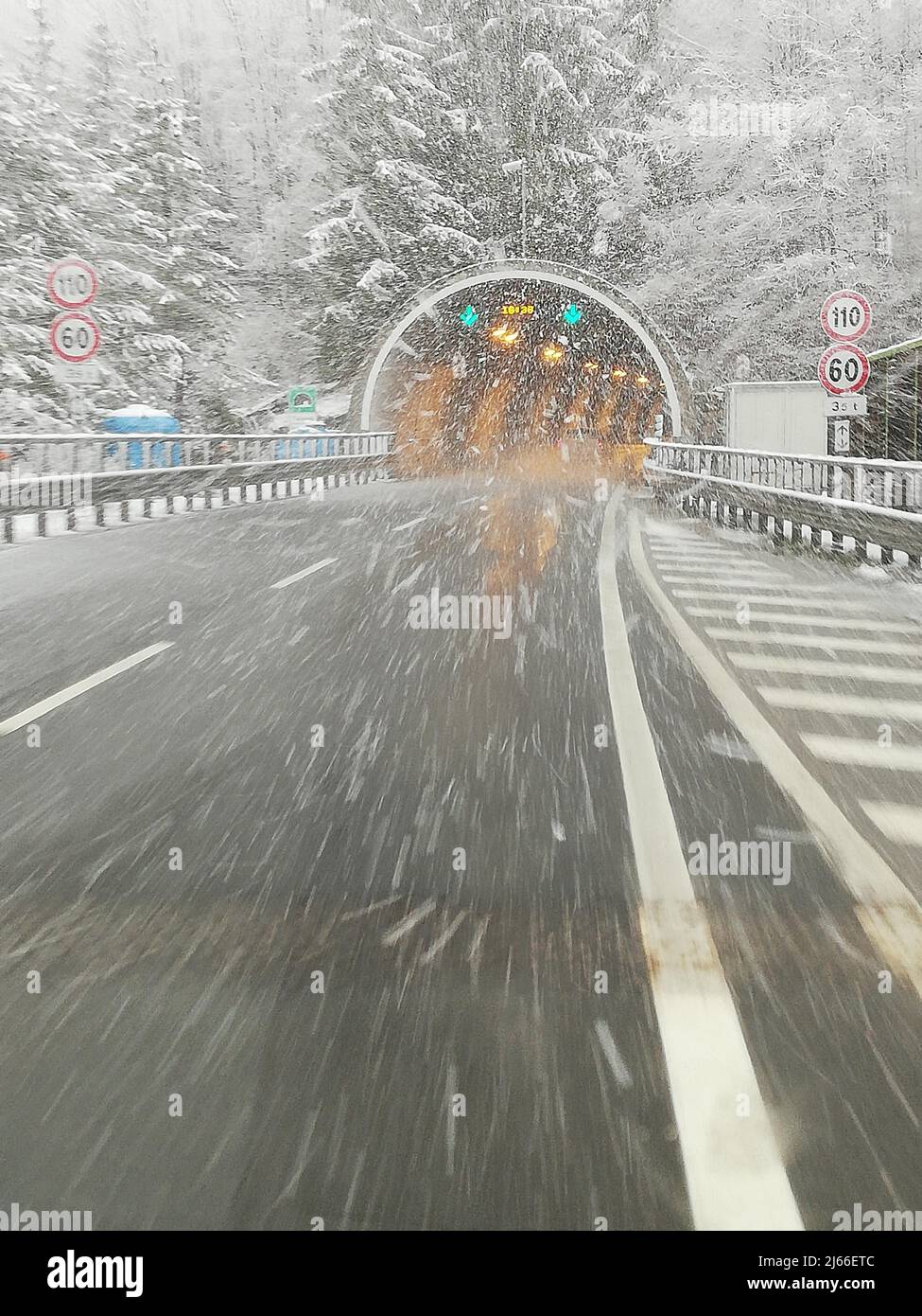 Italien autobahn hi-res stock photography and images - Alamy