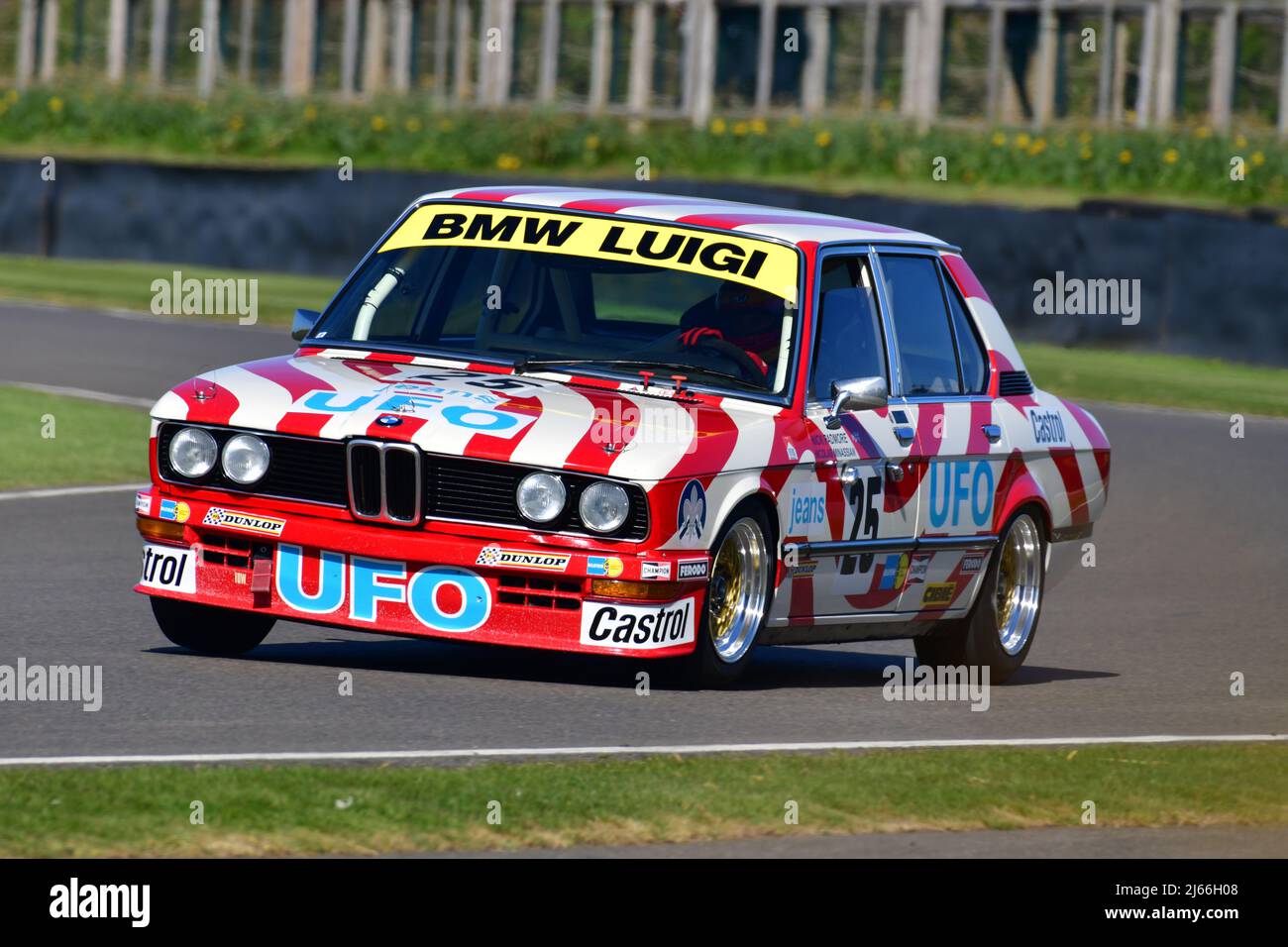 Nick Padmore, Chris Ward, BMW 530i, Gerry Marshall Trophy, a race over ...