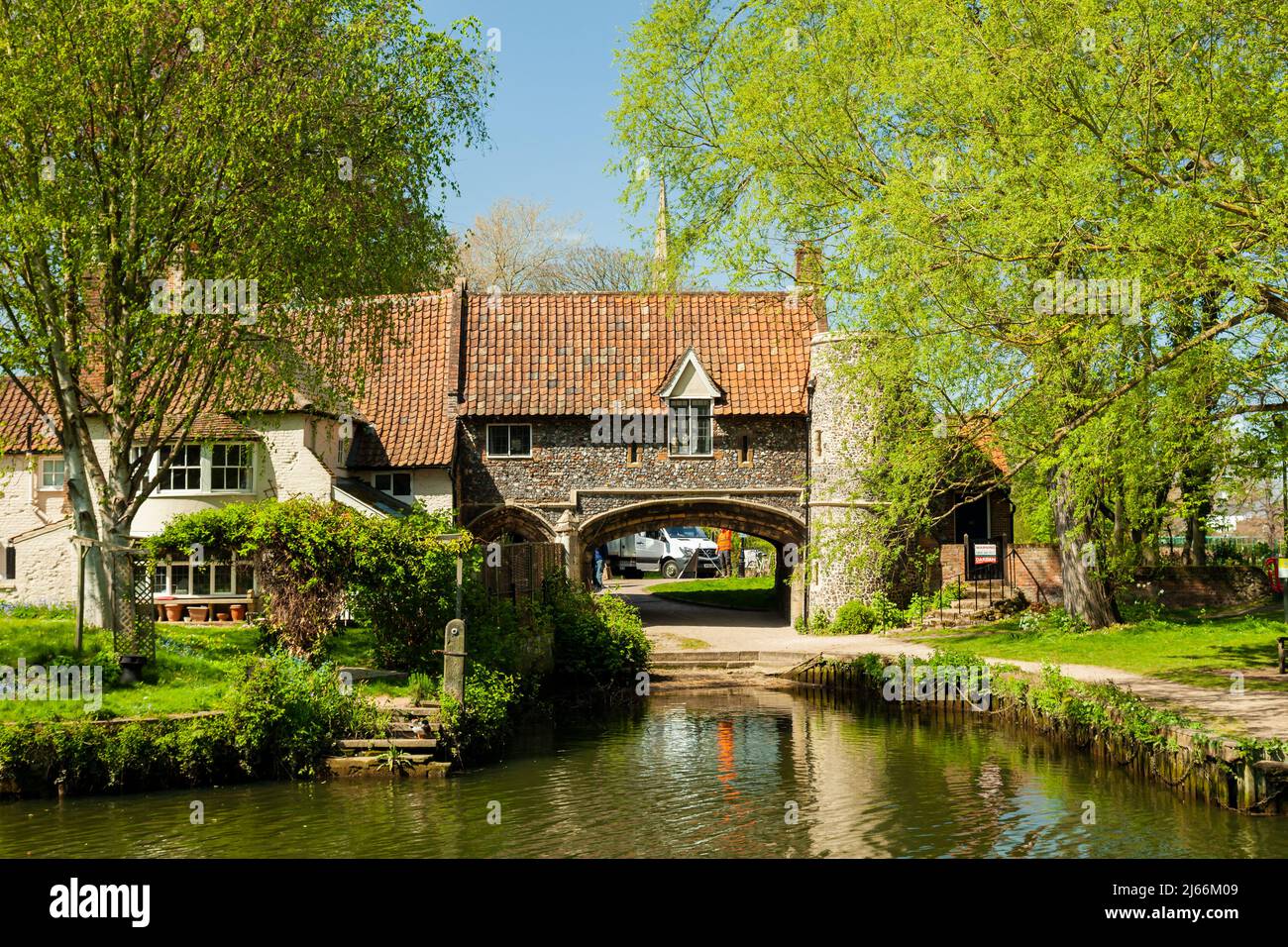 Spring noon at Pull's Ferry in Norwich, Norfolk, England Stock Photo ...