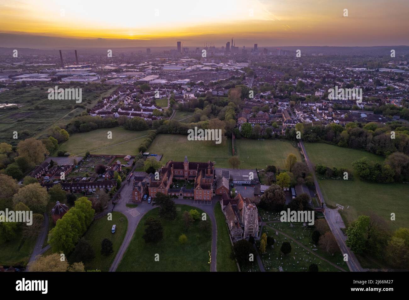 Croydon town skyline hi-res stock photography and images - Alamy