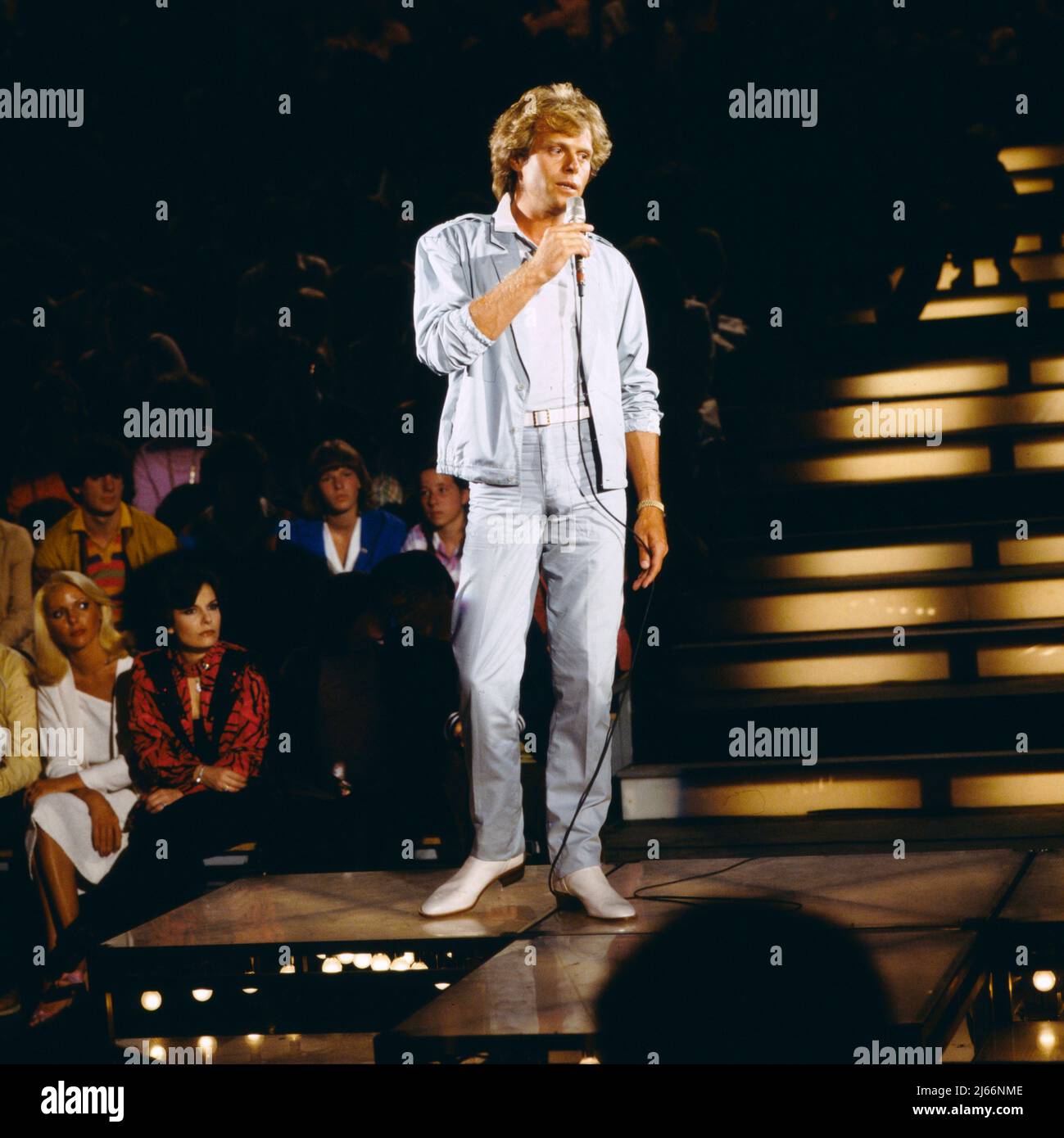 Hitparade, ZDF Musiksendung, Deutschland, 1980, Sänger Tony Holiday ...