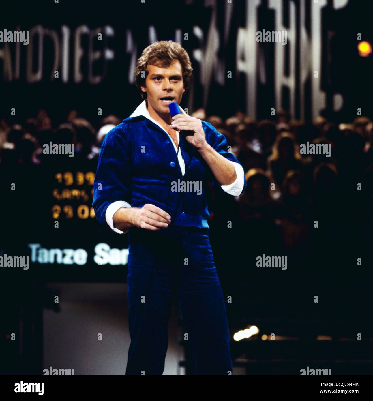 Hitparade, ZDF Musiksendung, Deutschland, 1977, Tony Holiday singt ...