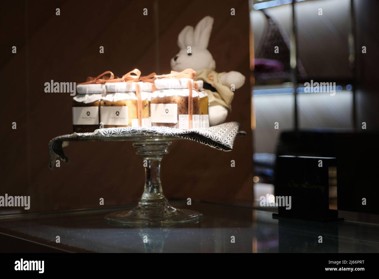 La Patisserie - Cafe & Bakery at food service Stock Photo - Alamy