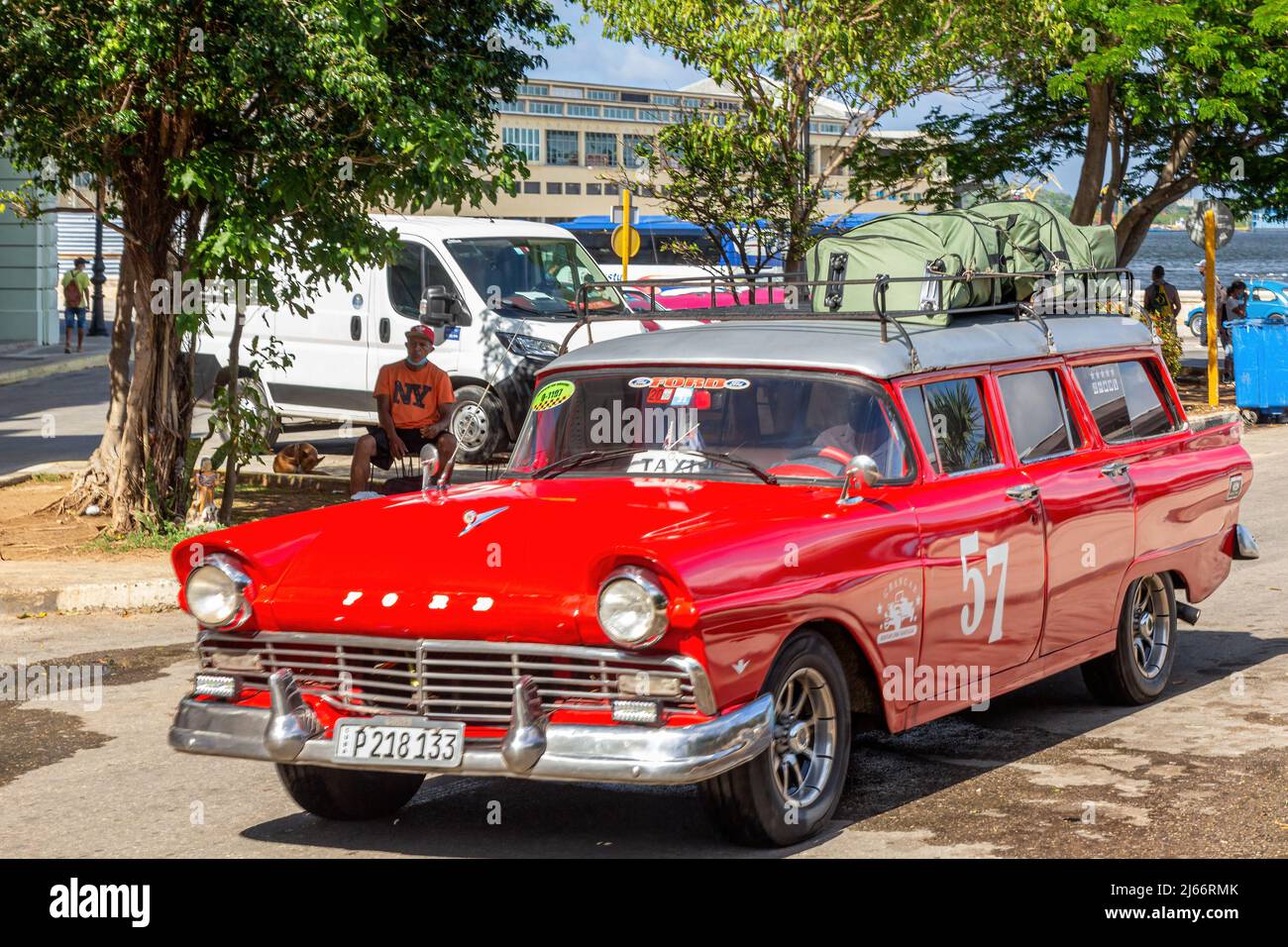 Vintage ford car hi-res stock photography and images - Alamy