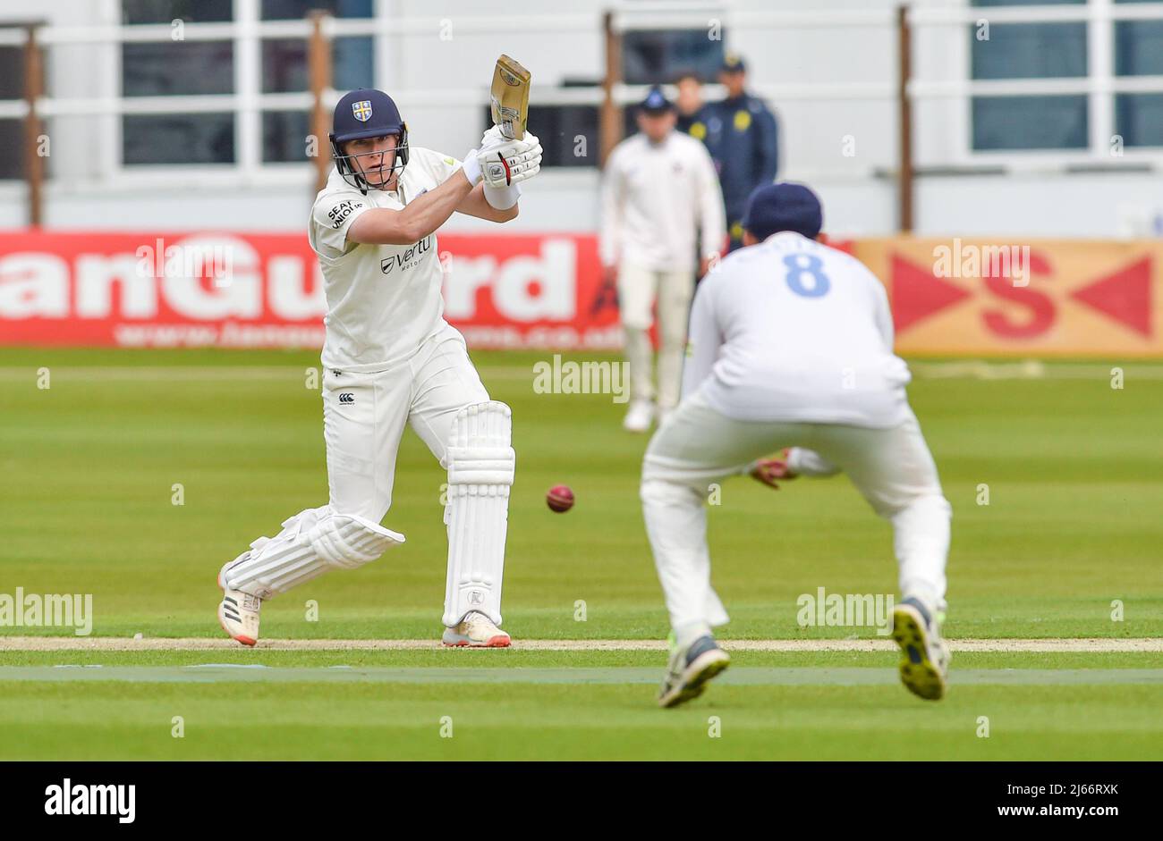 Cricketer matthew potts hi-res stock photography and images - Alamy