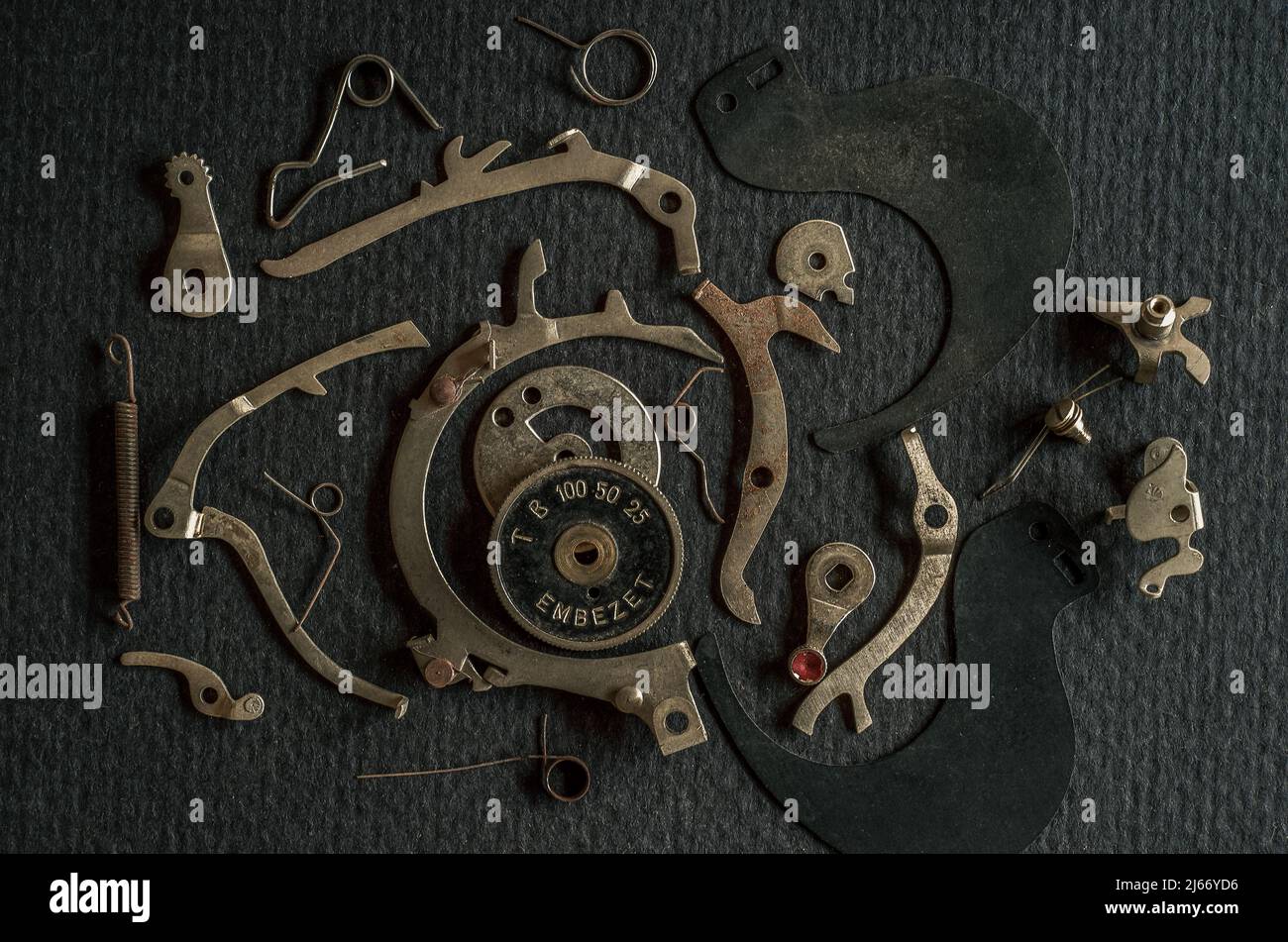Shutter mechanism hi-res stock photography and images - Alamy