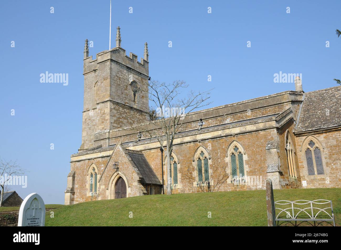 St Andrew Church, Kingham, Oxfordshire Stock Photo - Alamy