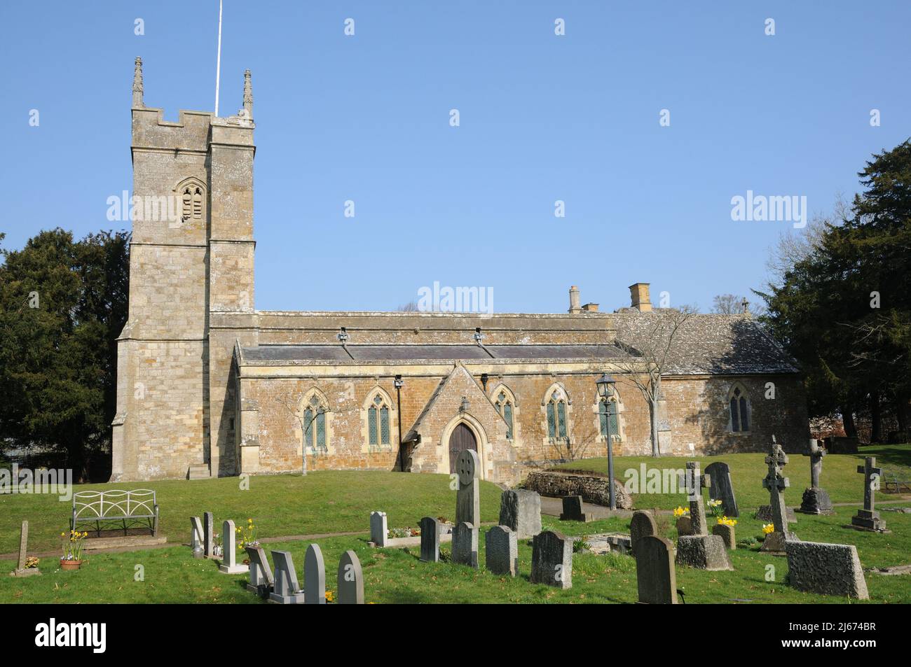 St Andrew Church, Kingham, Oxfordshire Stock Photo - Alamy
