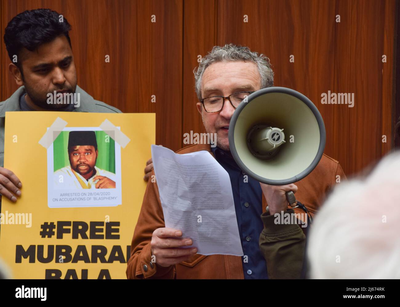 London, UK. 28th April 2022. Actor Eddie Marsan reads a letter from ...