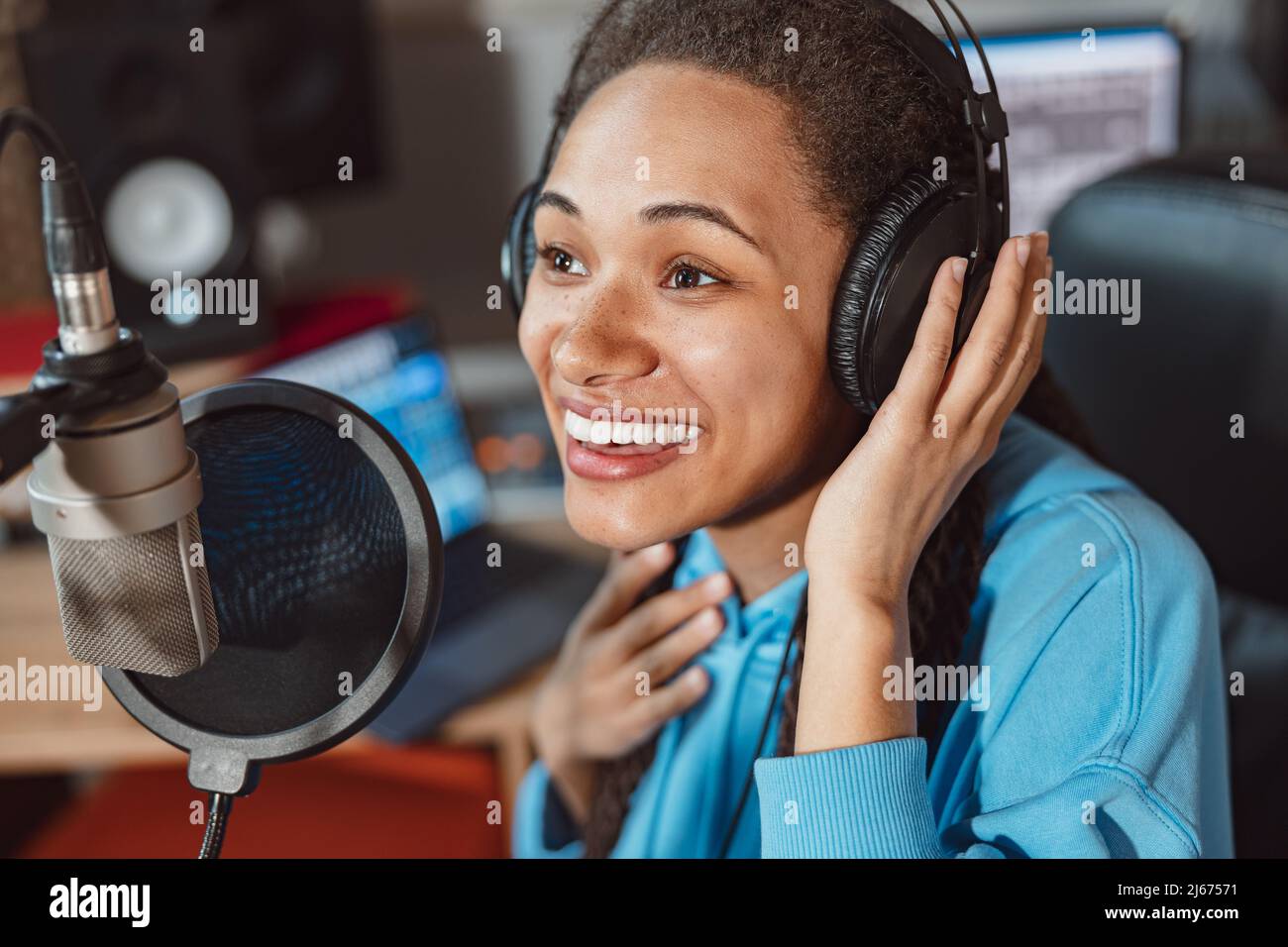 Engineer enthusiastic hi-res stock photography and images - Alamy