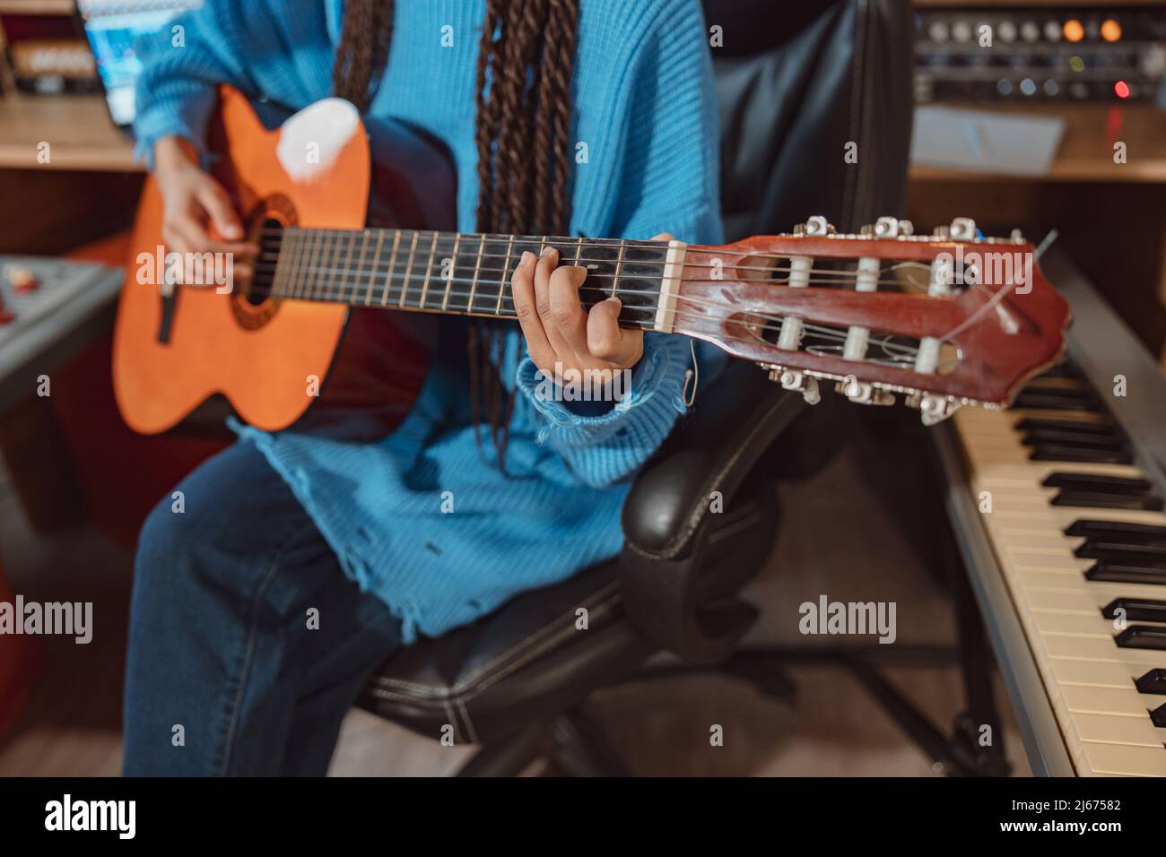 Record keeping and entertainment hi-res stock photography and images ...