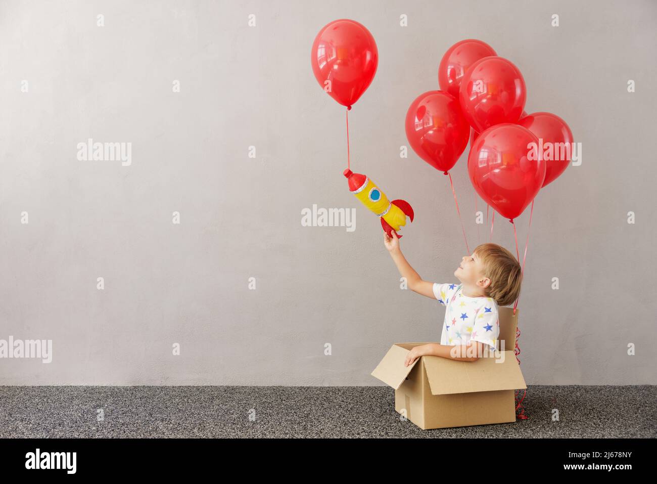 Boy in pilot costume hi-res stock photography and images - Alamy