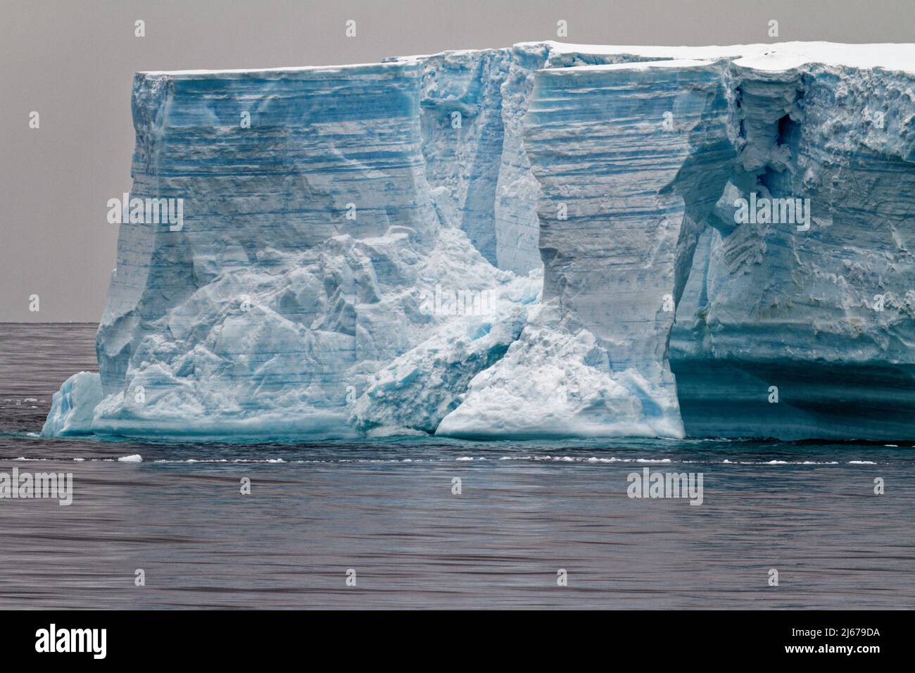 Antarctica, Antarctic Peninsula, Palmer Archipelago, Neumayer Channel ...