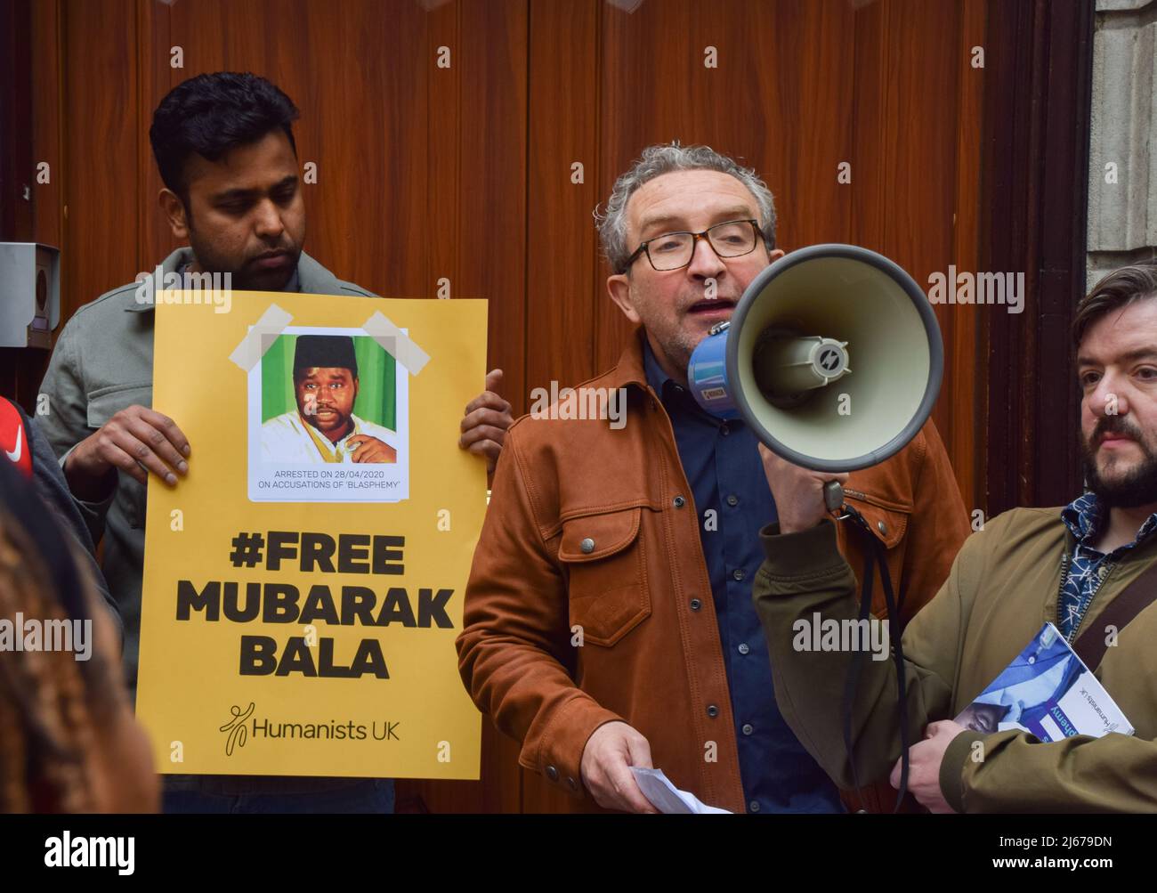 London, UK. 28th April 2022. Actor Eddie Marsan reads a letter from ...