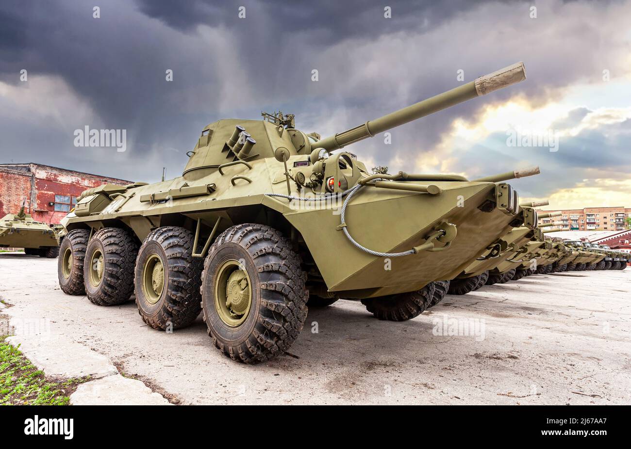 Samara, Russia - May 7, 2013: Russian 120-mm battalion self-propelled ...