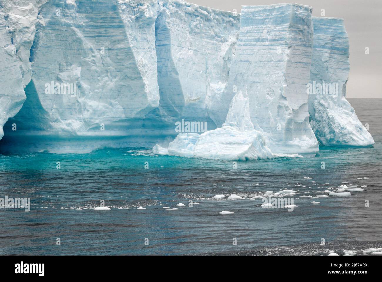 Antarctica, Antarctic Peninsula, Palmer Archipelago, Neumayer Channel ...