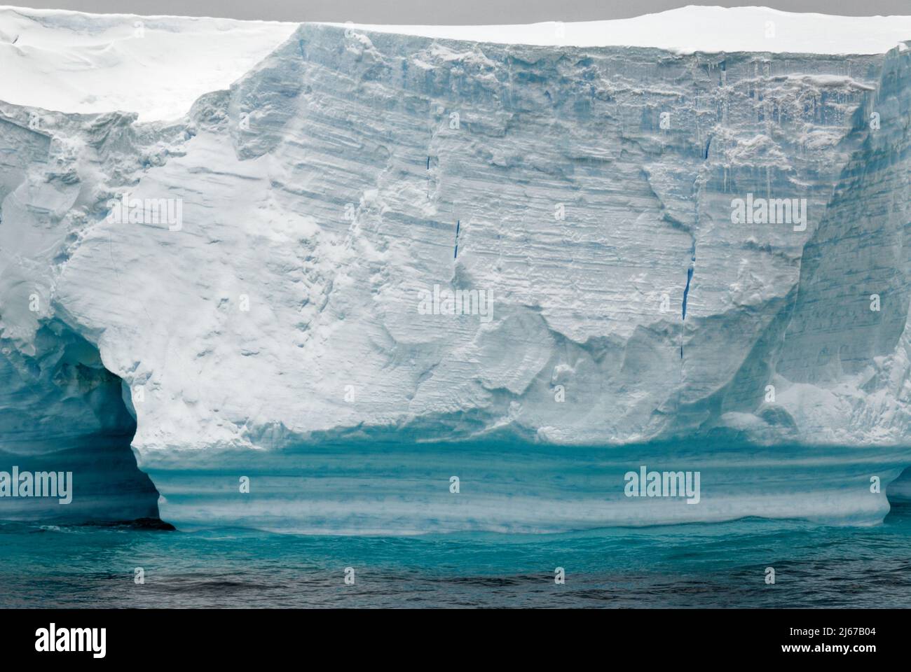 Antarctica, Antarctic Peninsula, Palmer Archipelago, Neumayer Channel ...