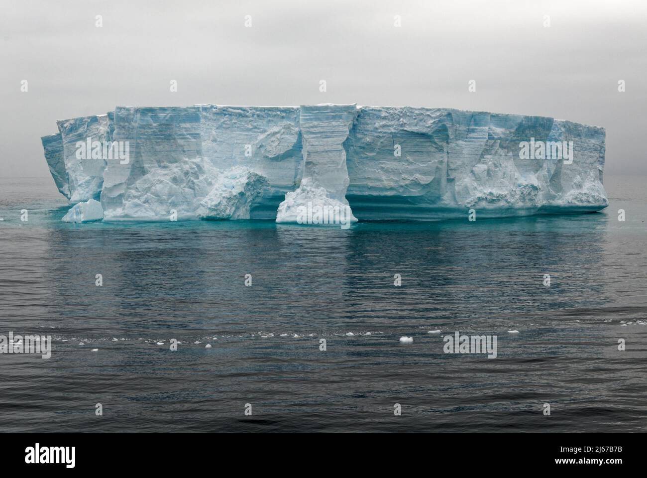 Antarctica, Antarctic Peninsula, Palmer Archipelago, Neumayer Channel ...