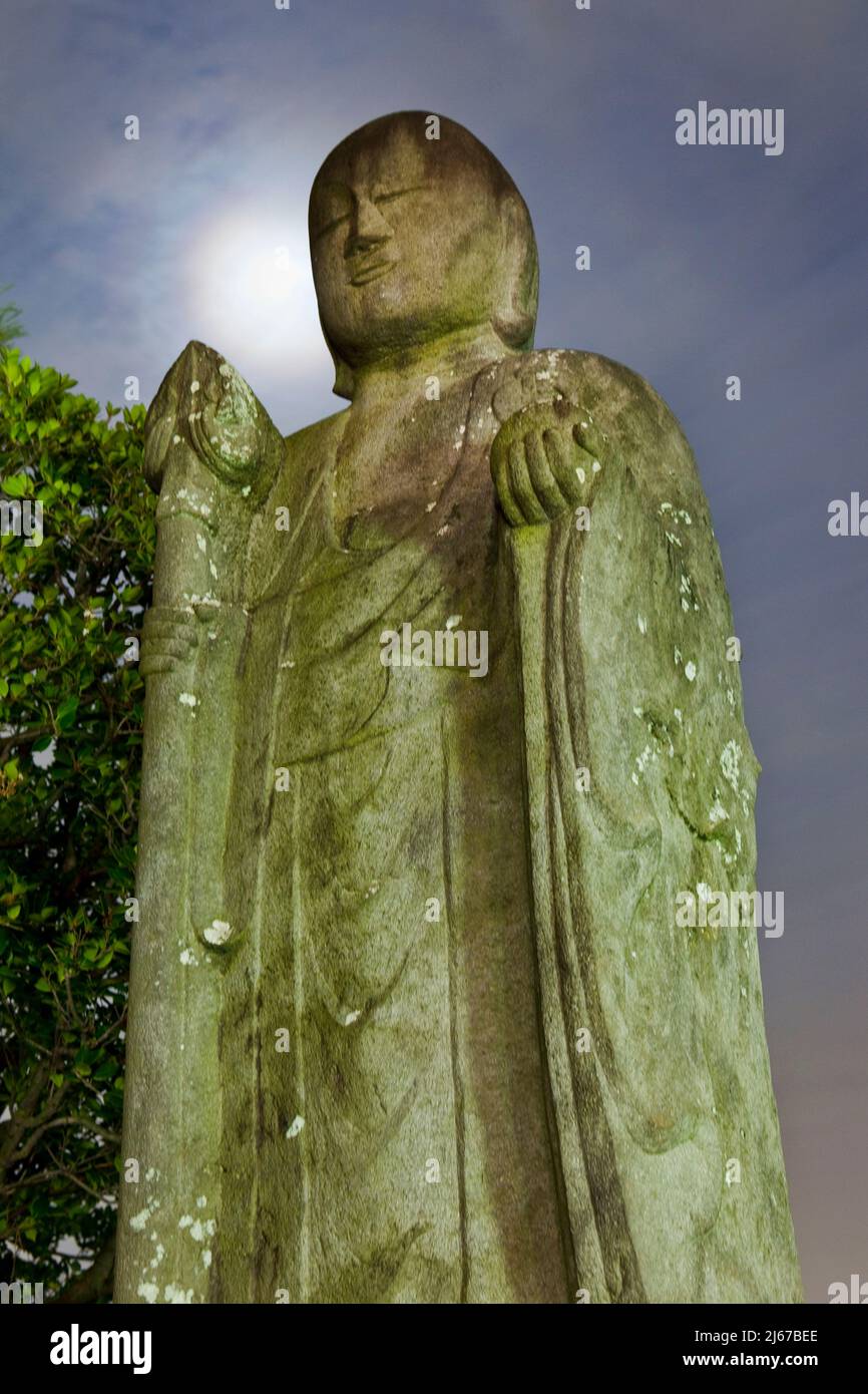 Buddhist statue-Temple Myoden Tokyo Japan Stock Photo - Alamy
