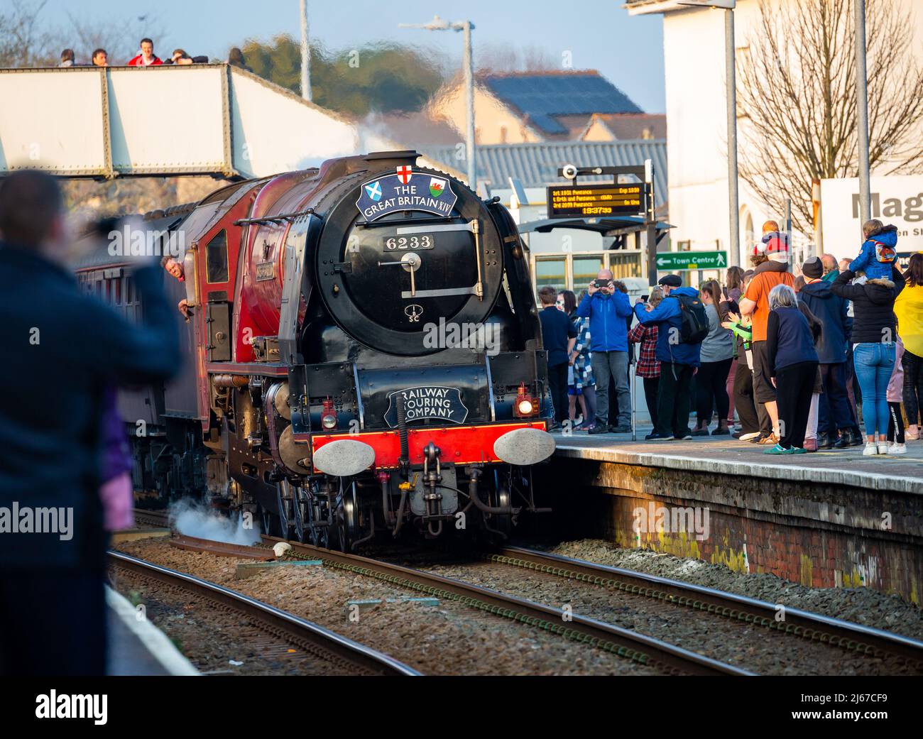 Camborne,Cornwall,UK,28TH April 2022, The 84-year-old Red steam ...