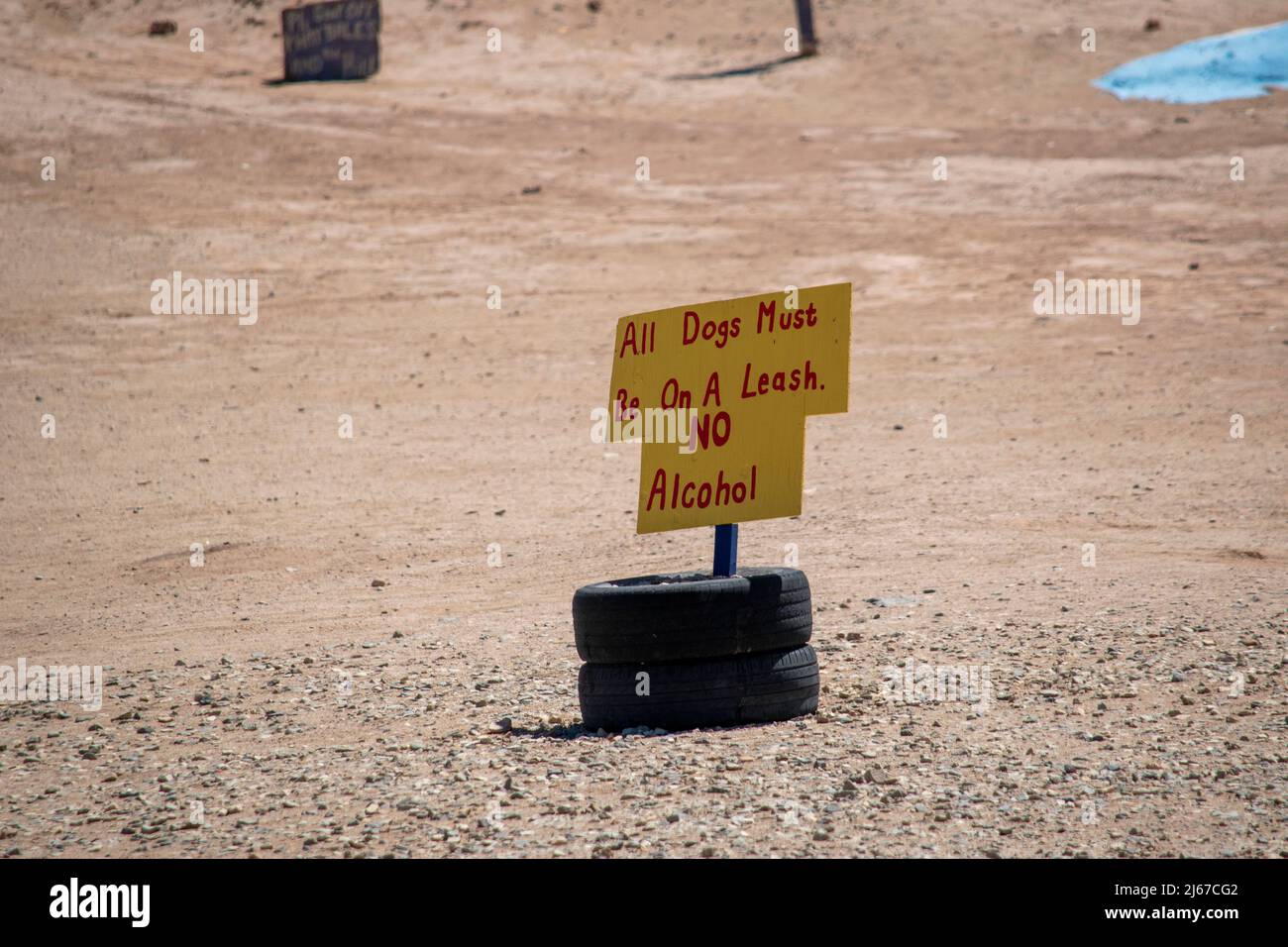 California desert rest stop hi-res stock photography and images - Alamy