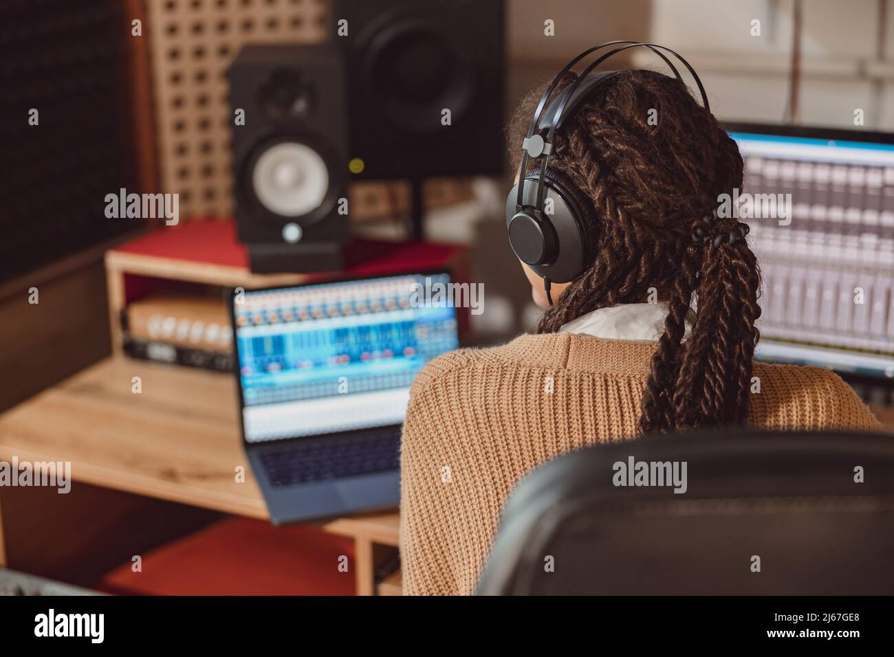 Mixing desk headphones hi-res stock photography and images - Alamy